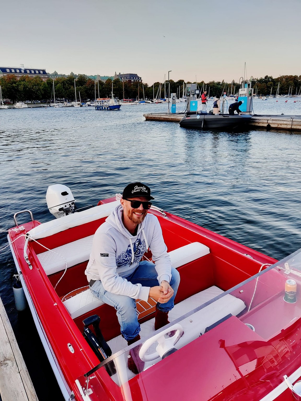 Kolme kunnostettua aarretta Venemessujen kisassa | Suomi veneilee